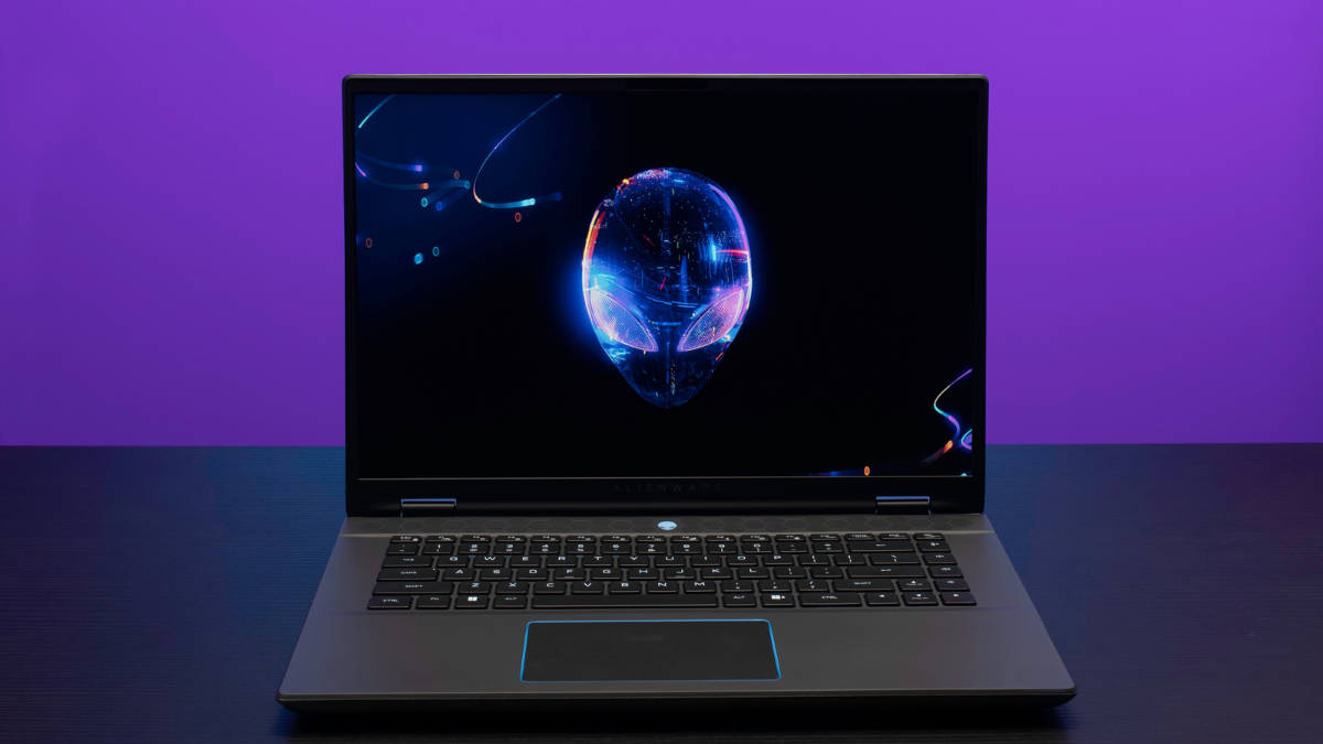 Alienfx Alienware 15 Review | Gaming Laptop with Amplifier ...