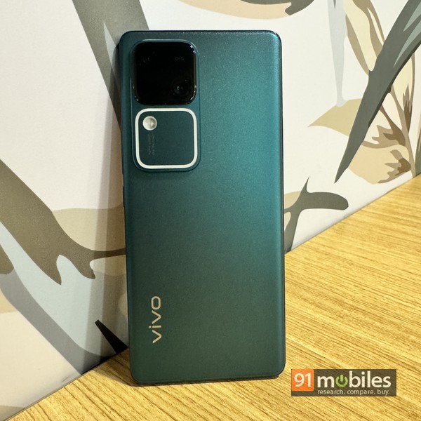 vivo V30 Review - Pros and cons, Verdict | 91Mobiles